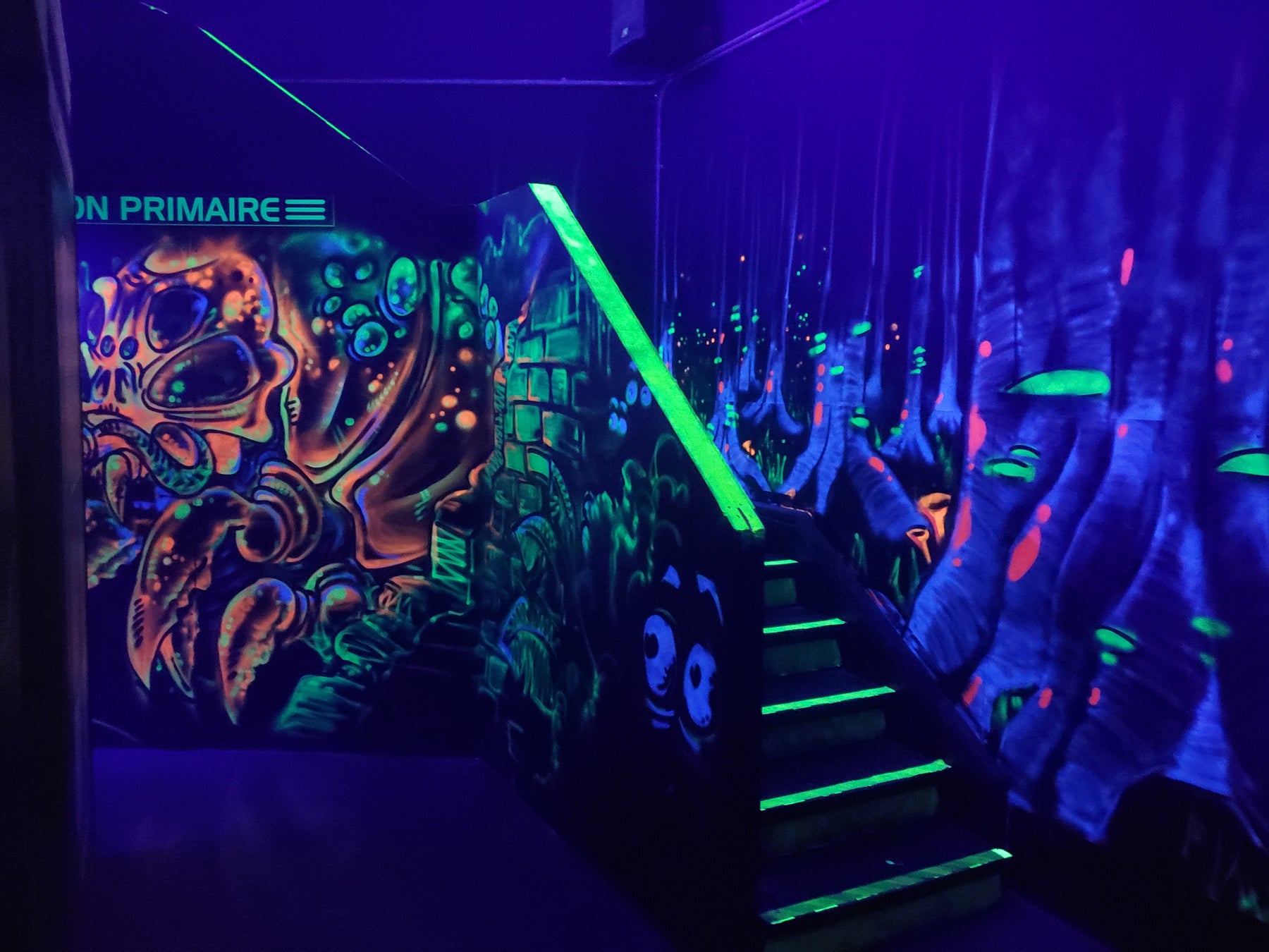 1, 2, 3 ou 4 parties de Lasertag en arène – DISTRICT 1 LASERTAG
