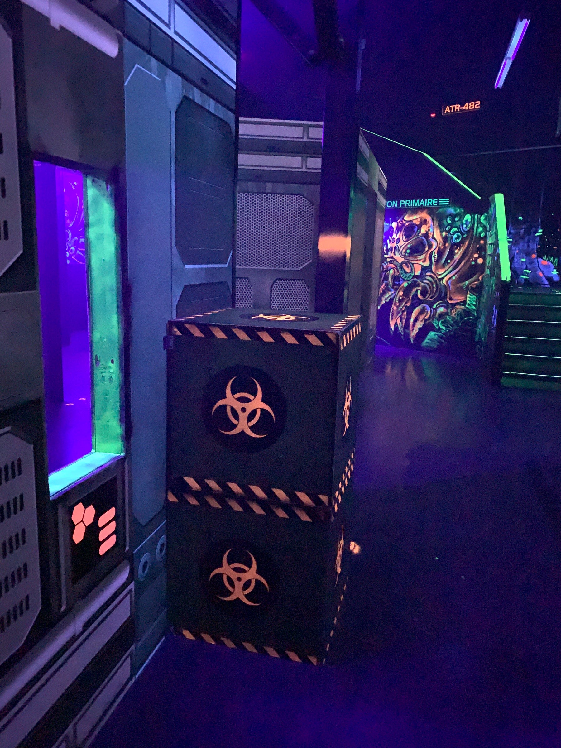 1, 2, 3 ou 4 parties de Lasertag en arène – DISTRICT 1 LASERTAG